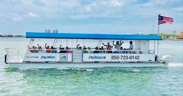 Jolly Dolphin Boat Tours in Pensacola Beach | Jolly Sailing