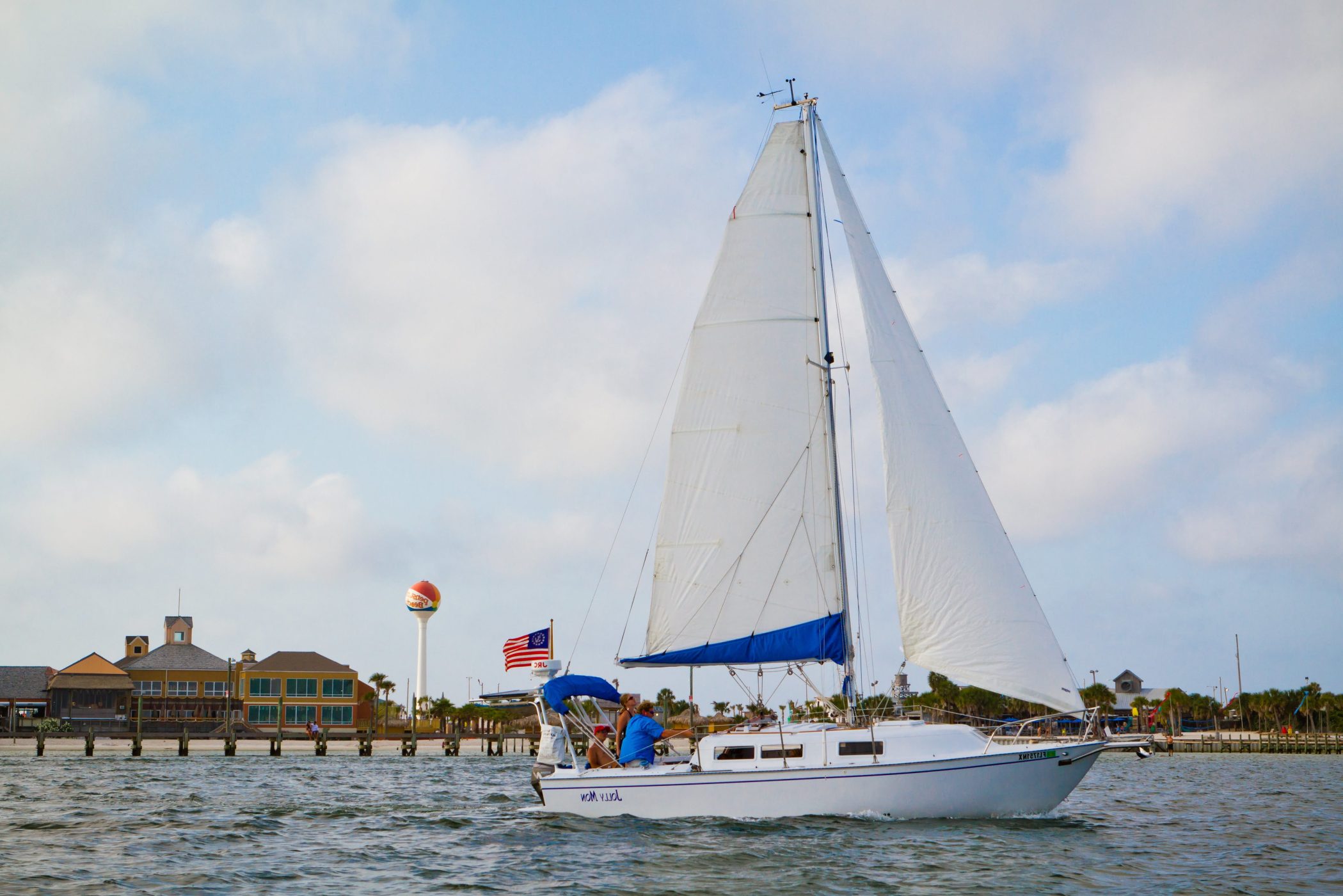2 Hour Sightseeing Sail | Jolly Sailing & Dolphin Cruise